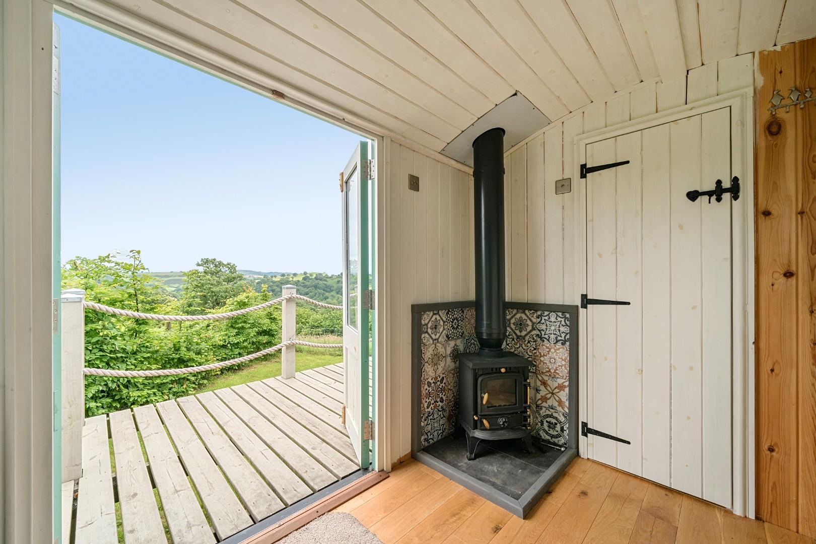 Pencraig, Welshpool, SY21 0DW | Estate Agents & Auctioneers